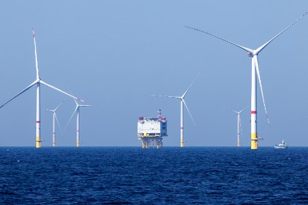 Iberdrola and Masdar complete wind turbine installation at Baltic Eagle ...